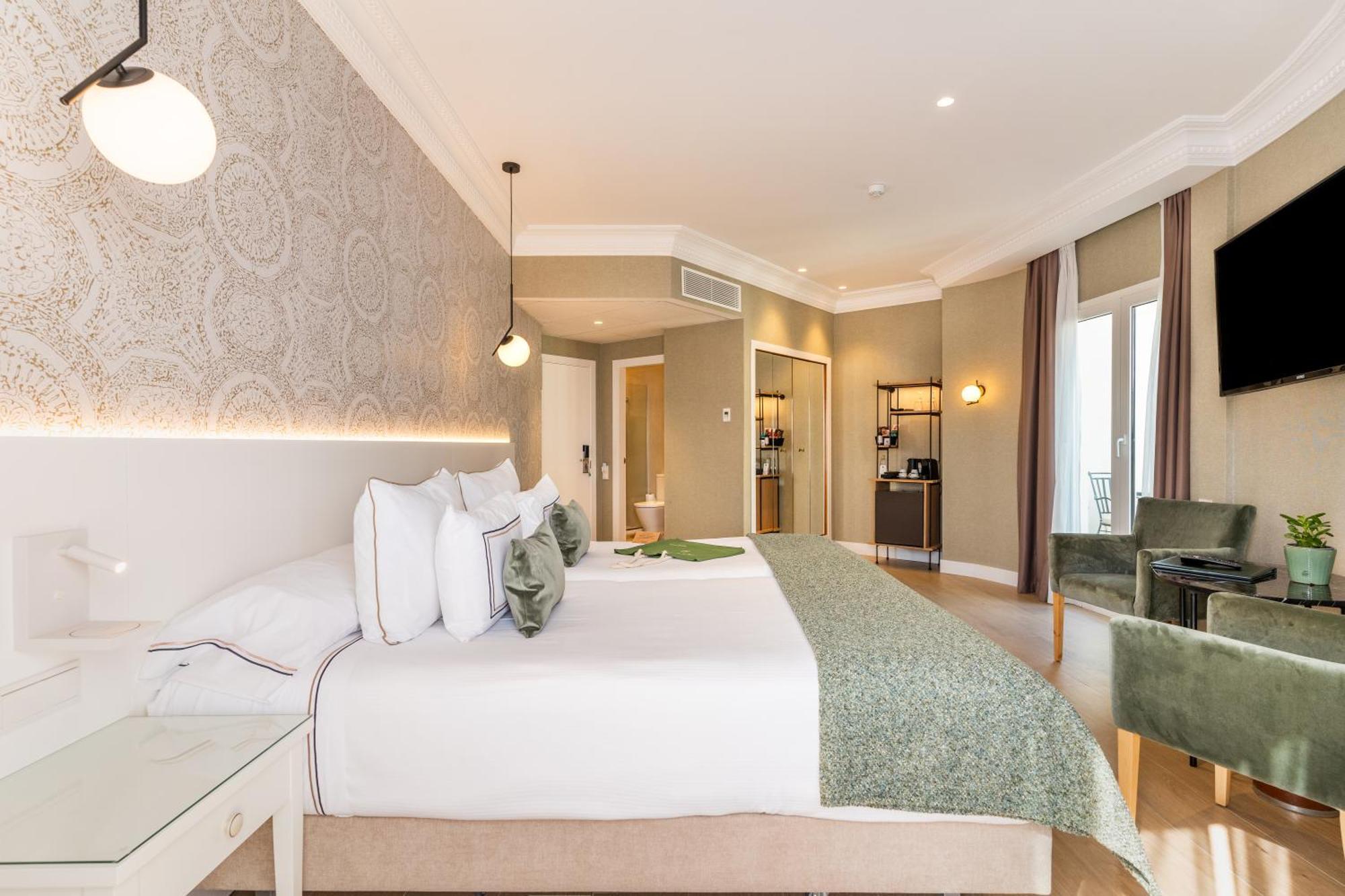 Hotel Melia Plaza Valencia, Spain - book now, 2025 prices